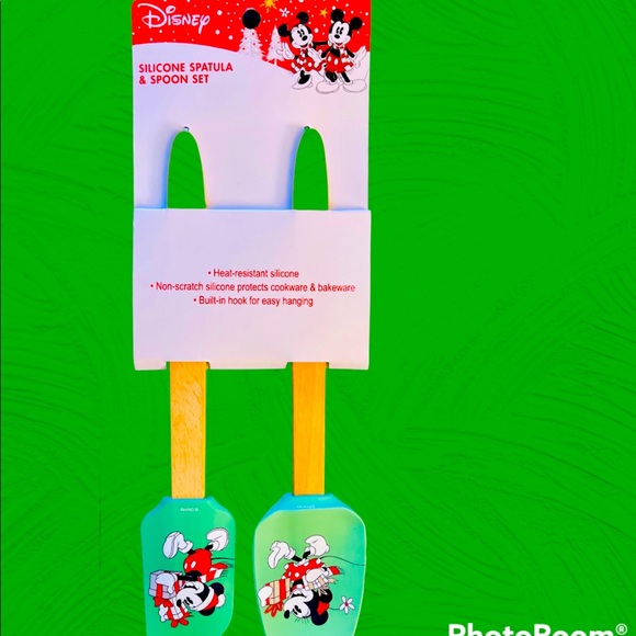 Disney | Kitchen | Nwt Disney Mickey And Minnie Mouse Silicone Spatula ...